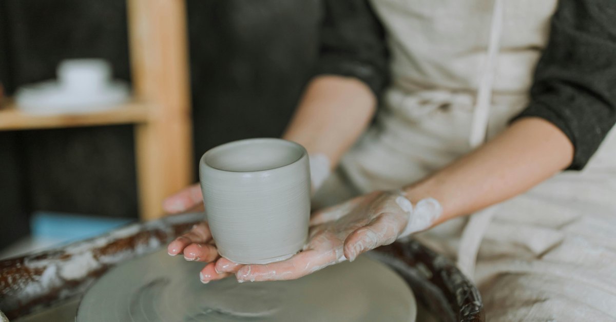 Pottery wheel throwing - Visit Stockholm